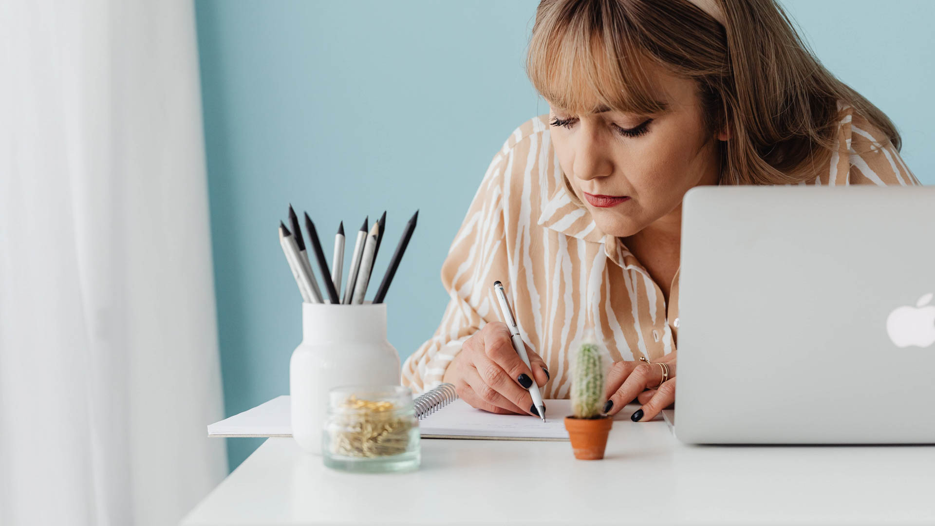 How to Use Abbreviations on Your Resume