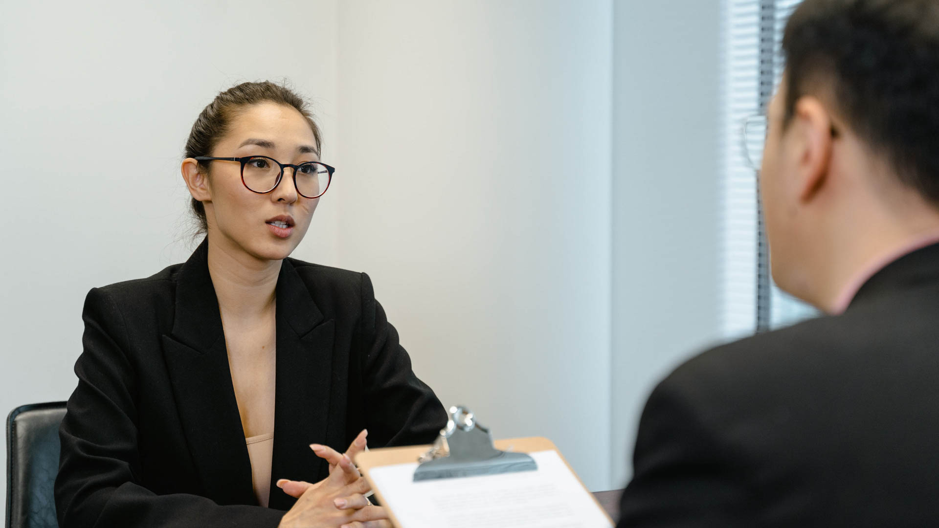 Solve Problems Efficiently: 5 Key Strategies