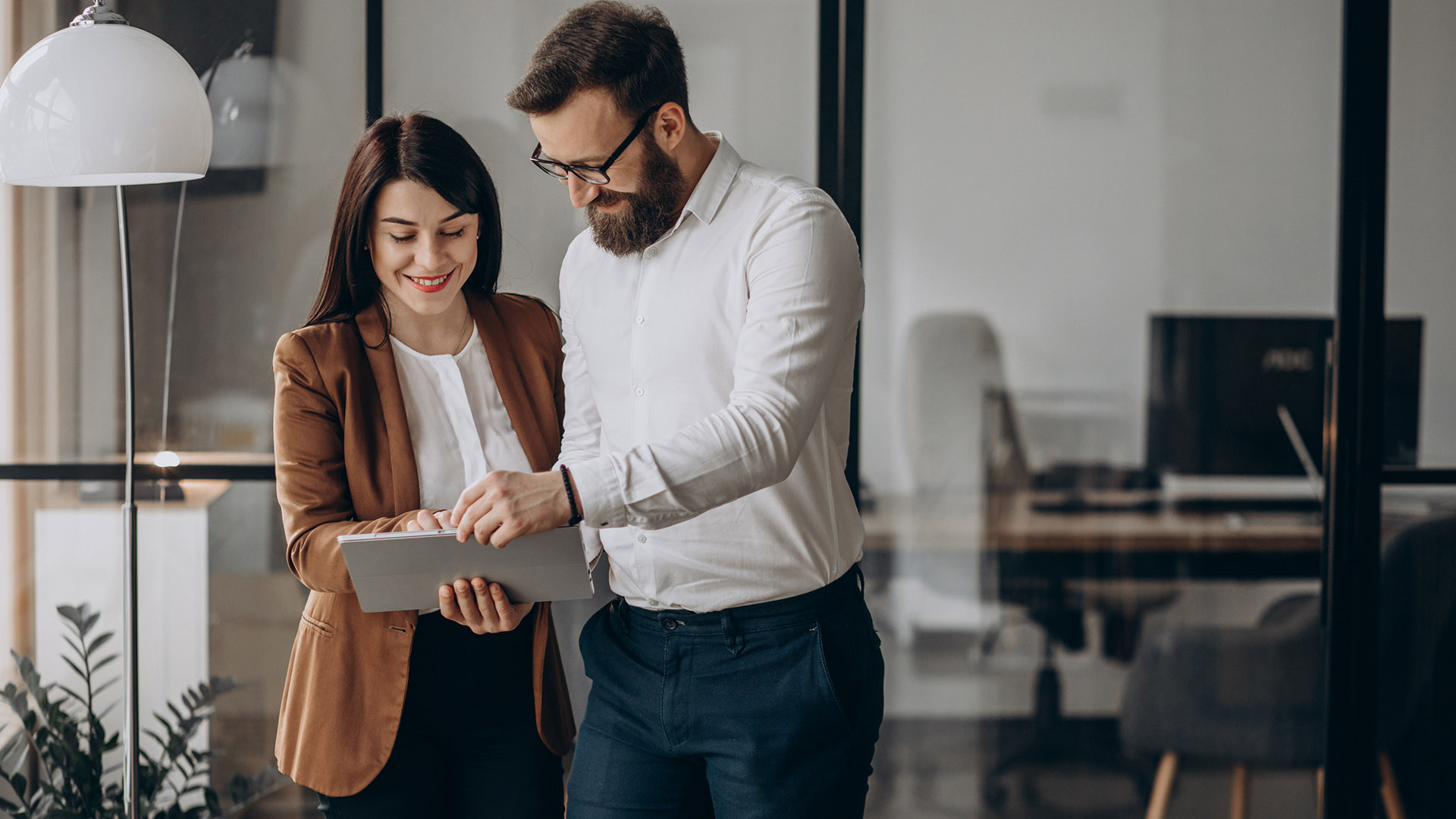 How to Send a Professional Reminder Email: Tips and Examples